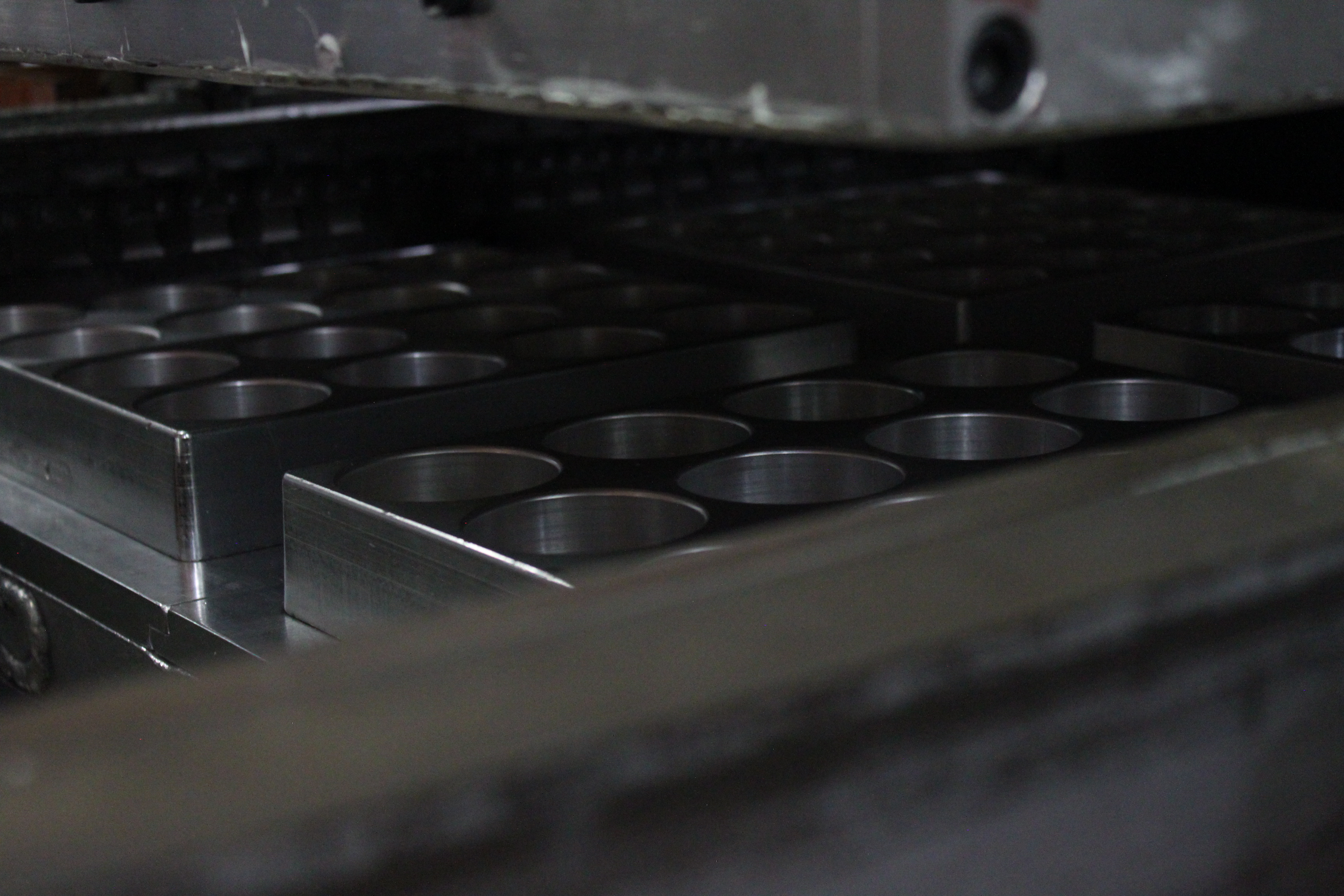 Contact Ready-Made Plastic Trays